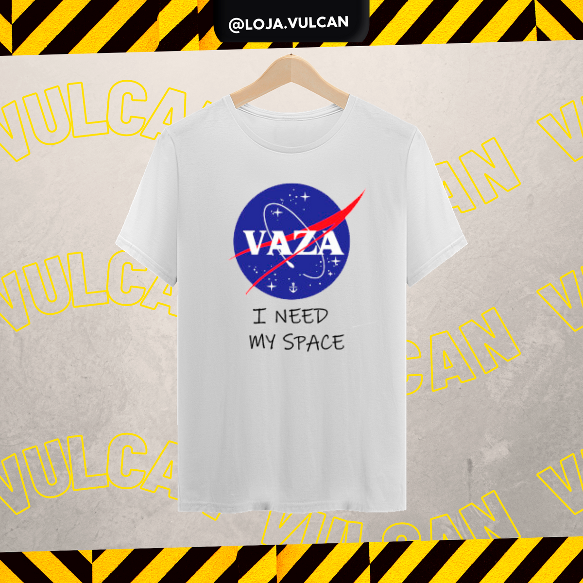 T-Shirt Classic CAMISETA - VAZA I NEED MY SPACE R$69,90 em VULCAN